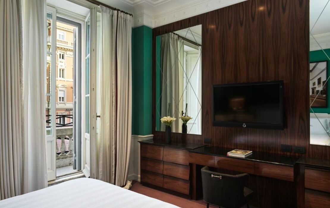 J.K. Place Roma - The Leading Hotels of the World, a Design Boutique ...