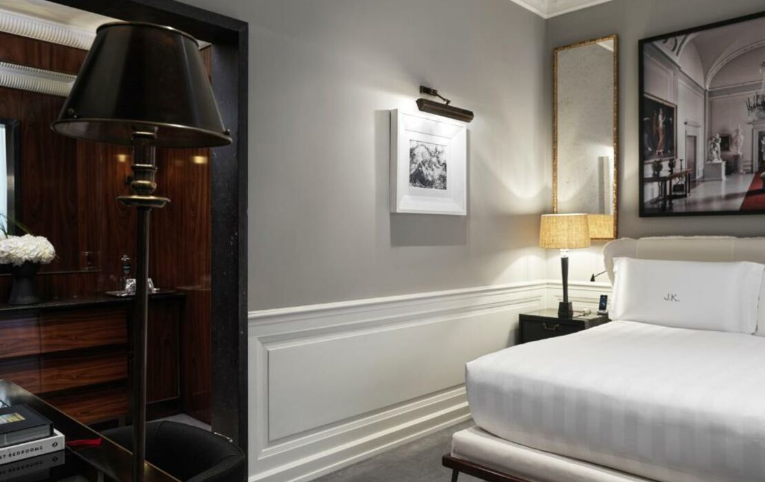 J.K. Place Roma - The Leading Hotels of the World, a Design Boutique ...