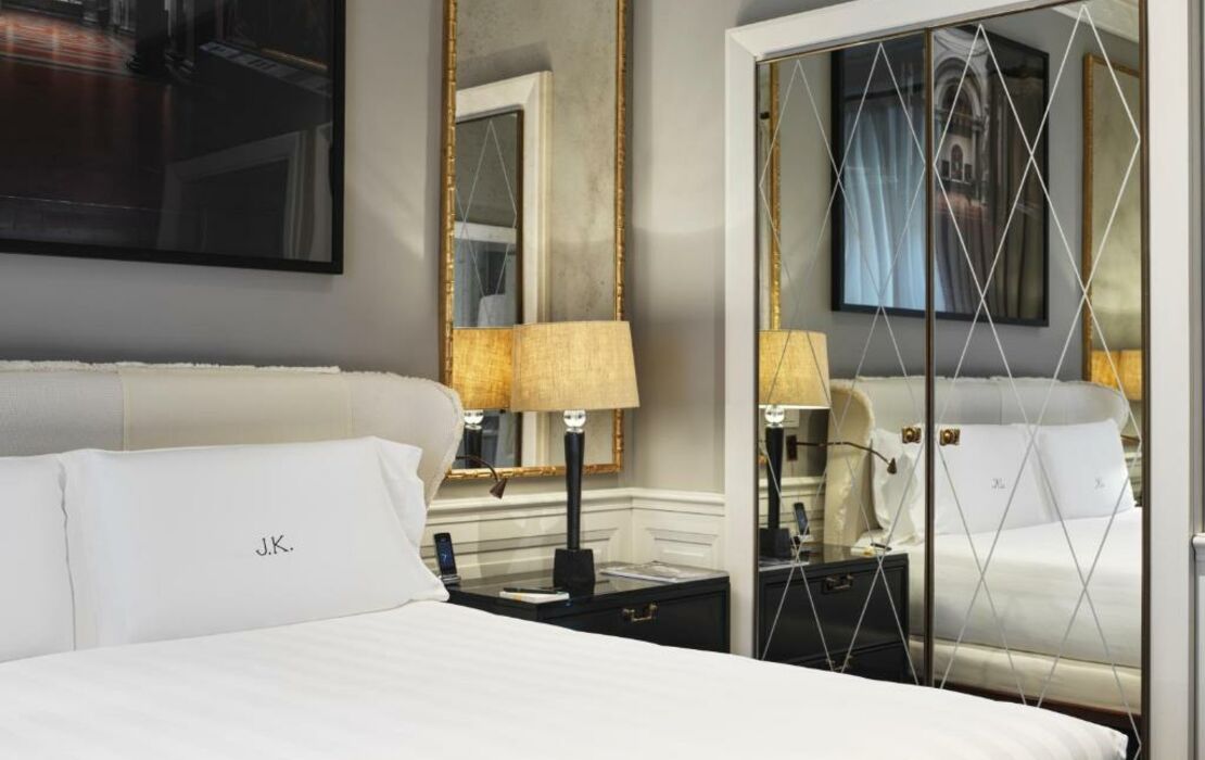 J.K. Place Roma - The Leading Hotels of the World, a Design Boutique ...