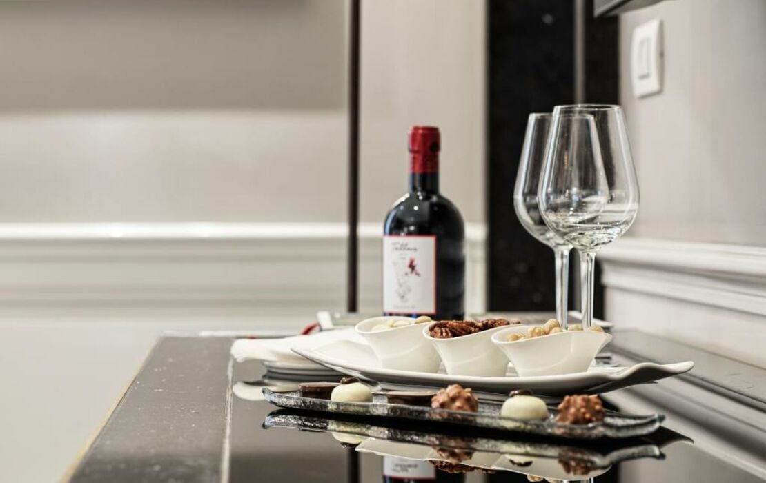 J.K. Place Roma - The Leading Hotels of the World, a Design Boutique ...