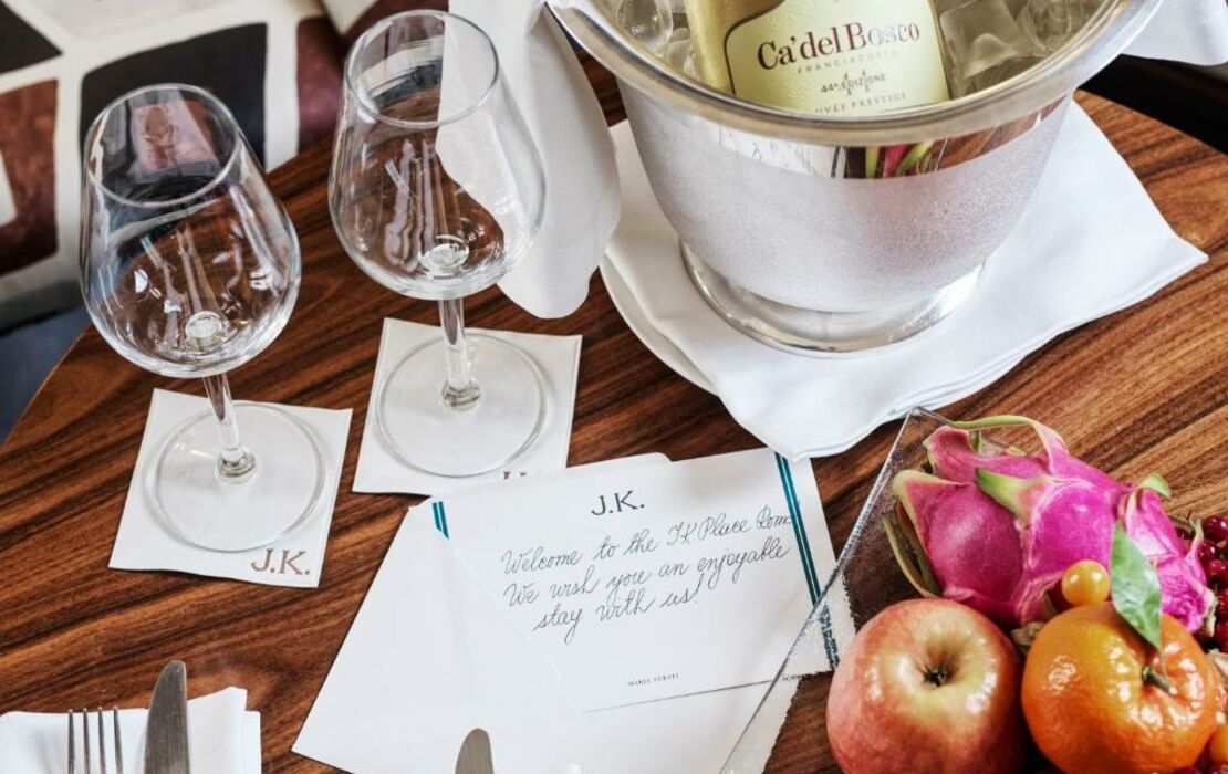 J.K. Place Roma - The Leading Hotels of the World, a Design Boutique ...