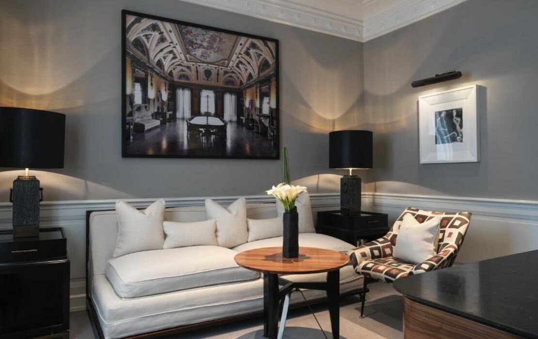 J.K. Place Roma - The Leading Hotels of the World, a Design Boutique ...