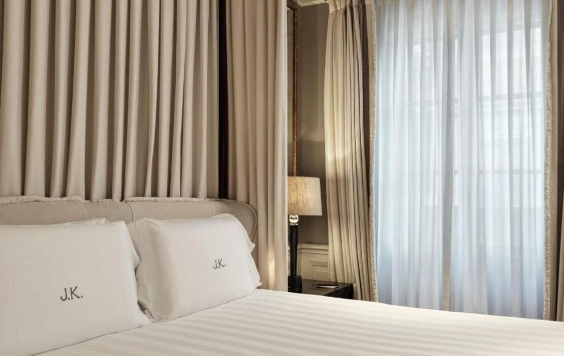 J.K. Place Roma - The Leading Hotels of the World, a Design Boutique ...
