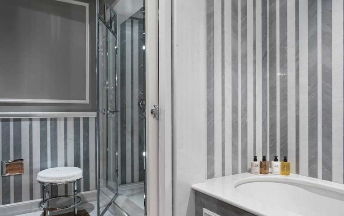 J.K. Place Roma - The Leading Hotels of the World, a Design Boutique ...